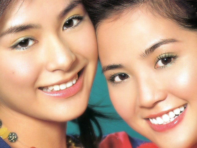 Twins 壁纸5壁纸,Twins壁纸图片-明星壁纸-影视图片素材-桌面壁纸